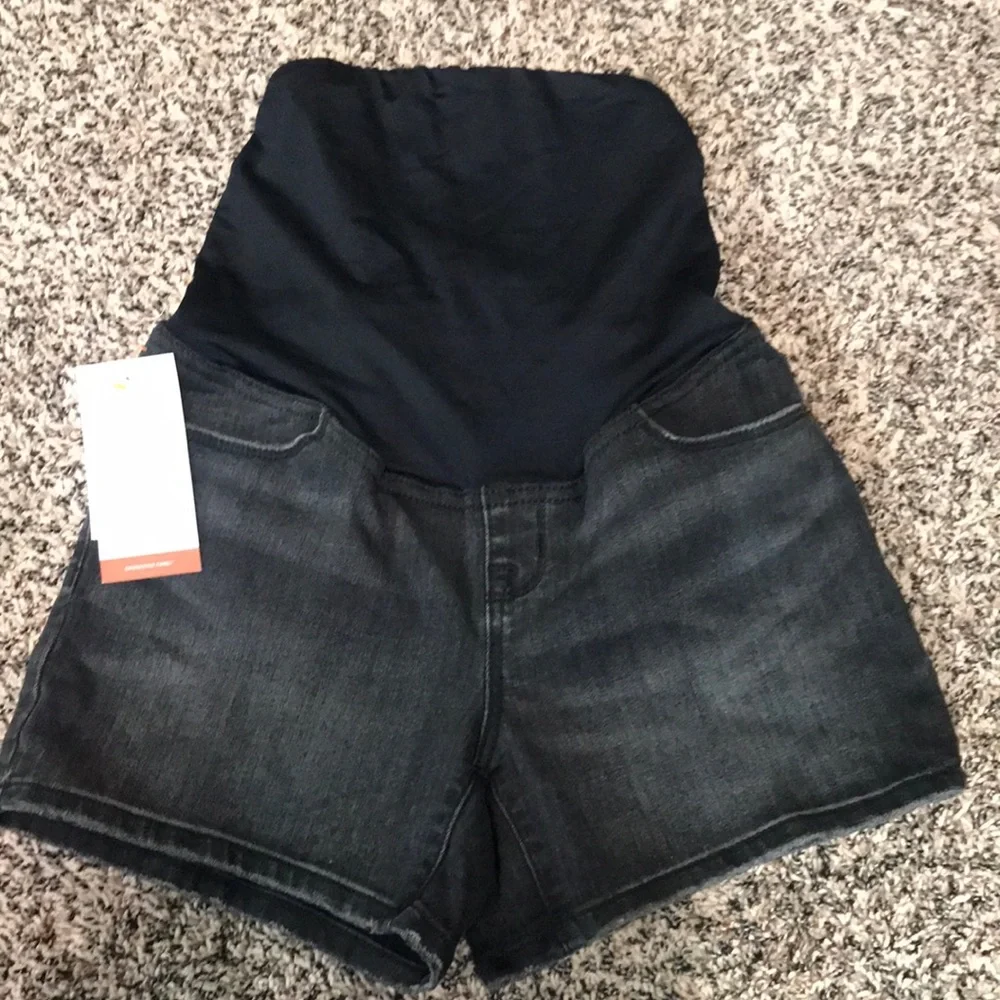 Isabel Maternity by Ingrid & Isabel | Shorts | Isabel Maternity Black ...